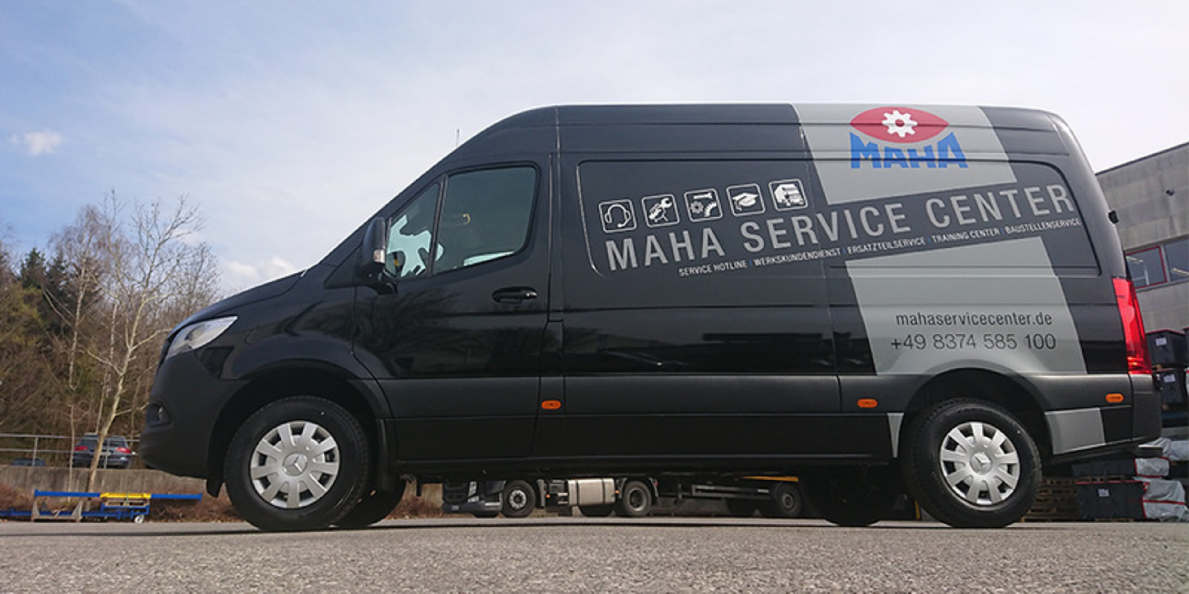 Plus de services grâce à une stratégie monomarque claire | MAHA France